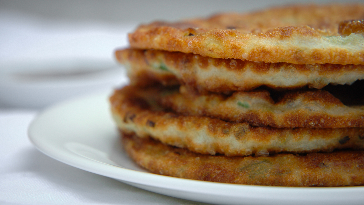 Swich | Recipes - Green Onion Cakes